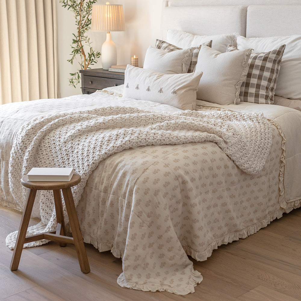 tuck: The Ruffle Quilt – Jilly Box